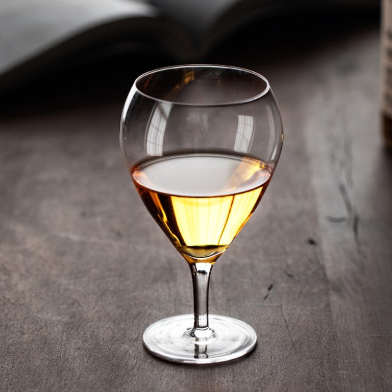 Mini crystal glass wine glass